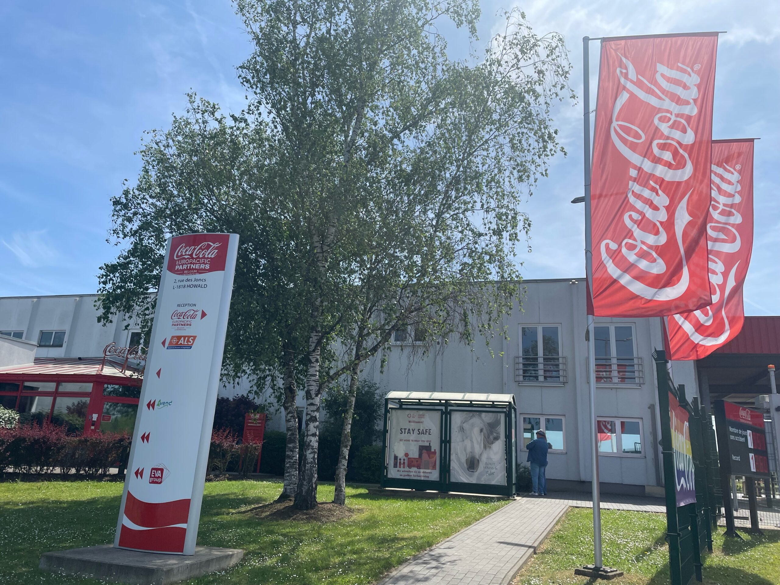 Despite strong profits, Coca-Cola blocks negotiations for renewal of ...